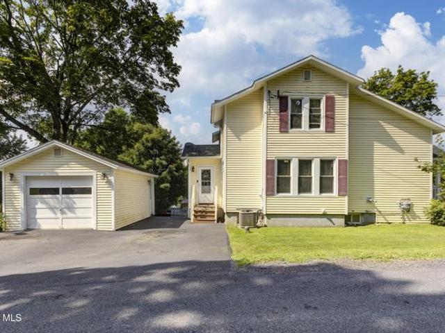 22 Highland Ave, Fort Johnson, NY 12070