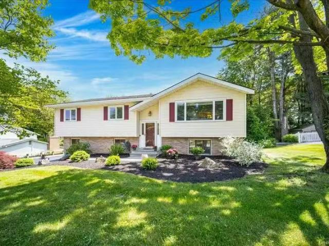22 HILLTOP DR, WAPPINGERS FALLS, NY 12590 Single Family Reside.