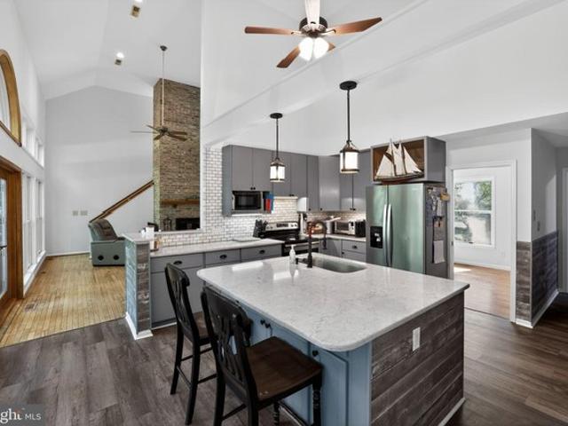 22 Hollybrae Dr, Houston, DE 19954