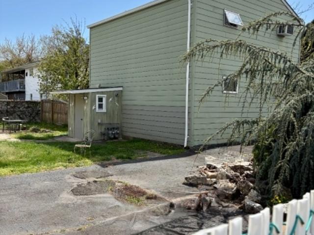 22 Hope St