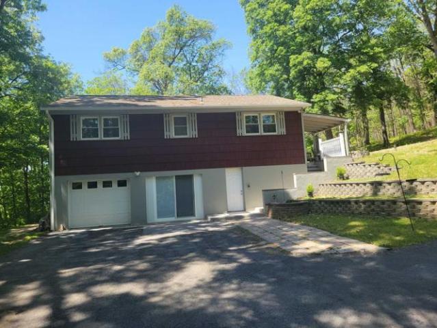 22 Howard, Poughkeepsie Twp, NY 12603