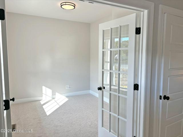 22 Hunter Court