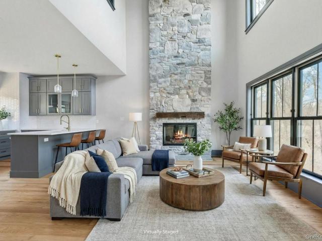 22 Icehouse Drive