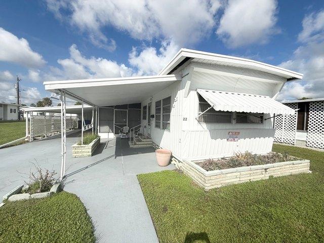 22 Imperial Dr, Lakeland, FL 33815