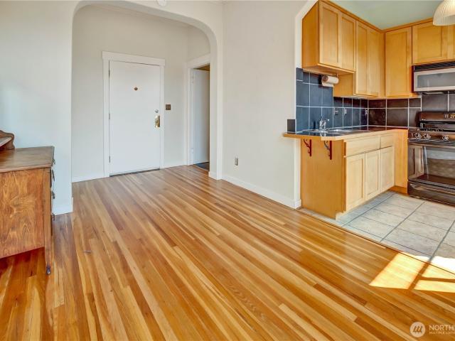 22 John Street # 5