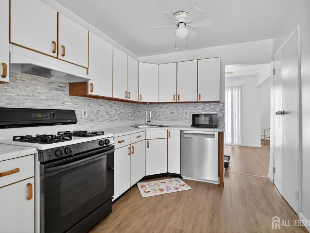 22 lake Avenue 5a