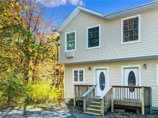 22 Lake Lodge Drive 1