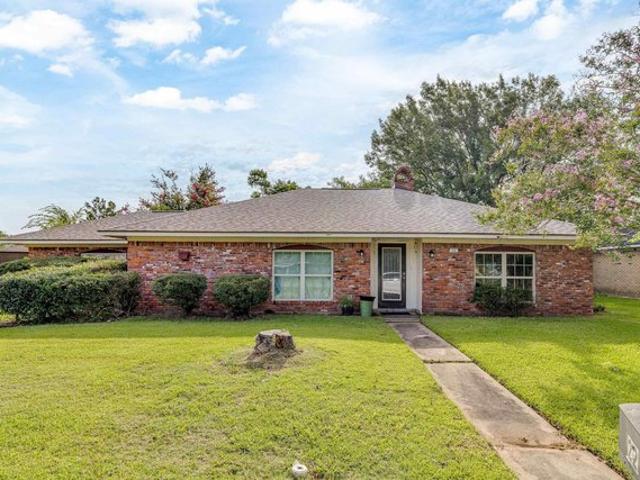 22 Lakeview Dr, Monroe, LA 71203