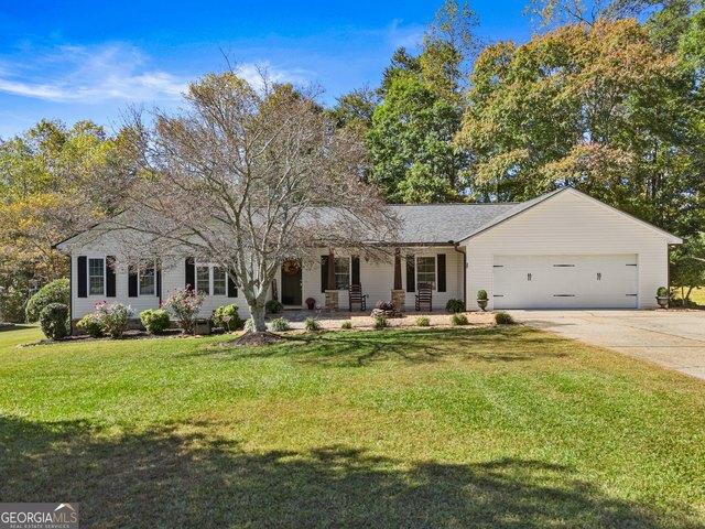22 Laurel Park Dr, Cleveland, GA 30528
