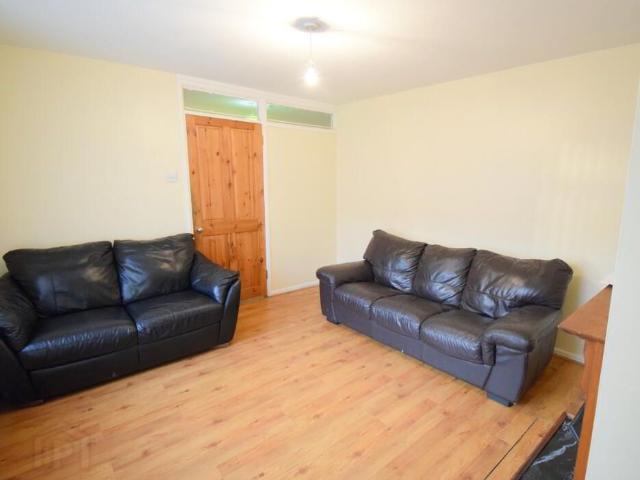 22 Lawnmount Street, Belfast, BT6 8BS