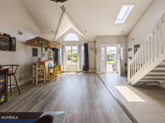 22 Longpoint Drive