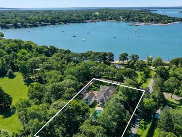 22 Locust Point Rd, Dering Harbor, NY 11792