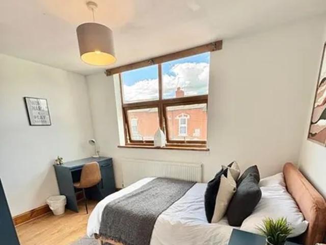 22 Luton Road, Metchley, B29 7BN, United Kingdom | 7 bed townhouse for rent #168151747 | Rentberry
