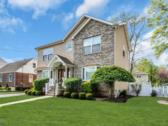22 Macarthur Ave