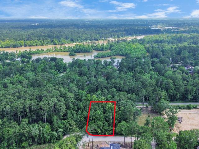 22 Majestic Falls Dr, Kingwood, TX 77339 | MLS #96014