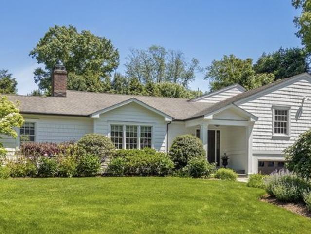 22 Mallard Dr, Greenwich, CT 06830