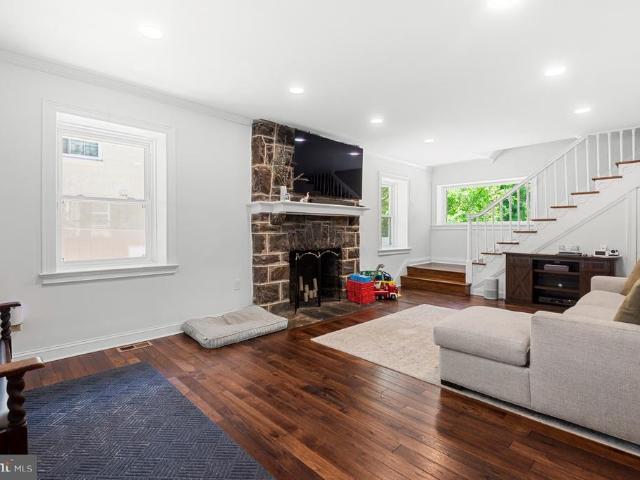 22 Maple Avenue