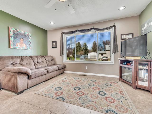 22 Maple Drive