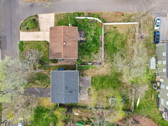 22 Meadowbrook Avenue