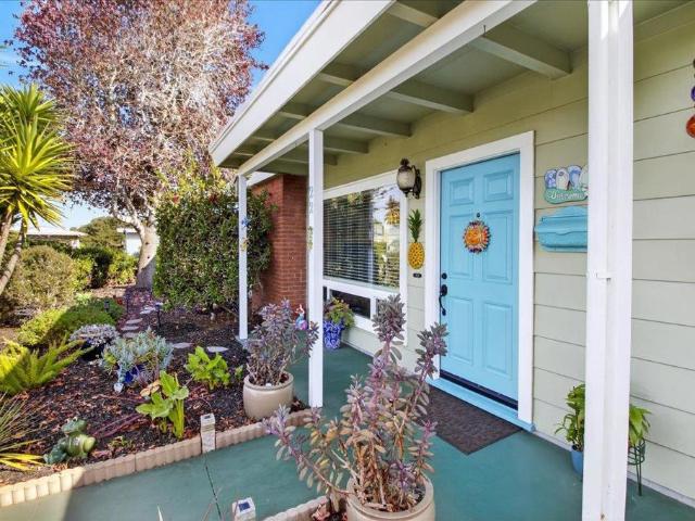 22 Melway Circle