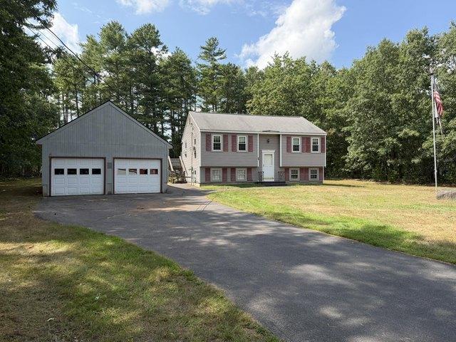 22 Minuteman Dr, Wells, ME 04090