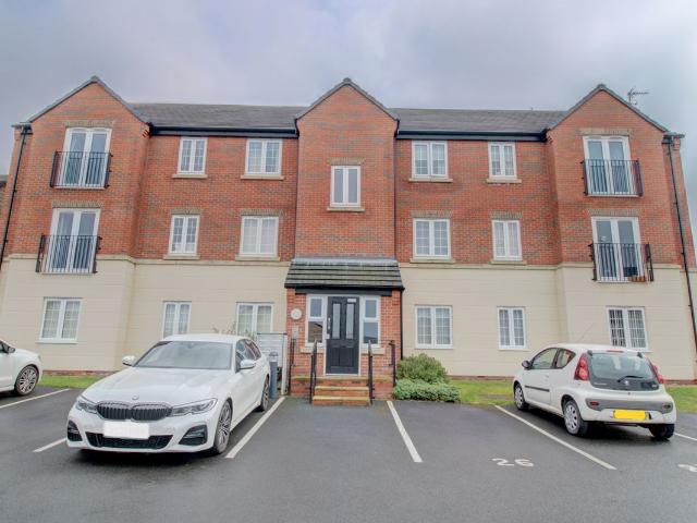 22 Micklewait Avenue, Crigglestone, Wakefield WF4, 2 bed flat to rent, £900 pcm | PrimeLocation