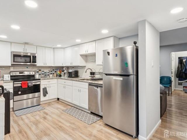 22 Milstone Ct, Winslow, NJ 08081