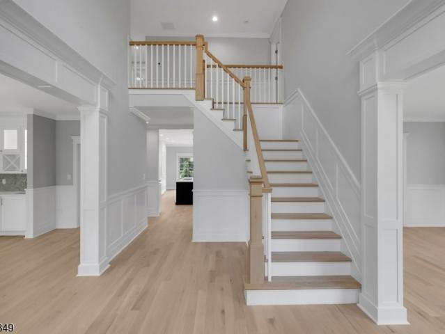 22 Monroe Pl