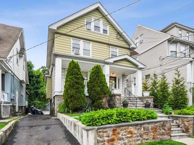 22 Mount Joy Pl, New Rochelle, NY 10801