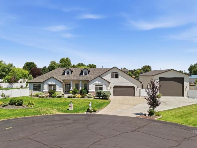 22 N Burlington Dr