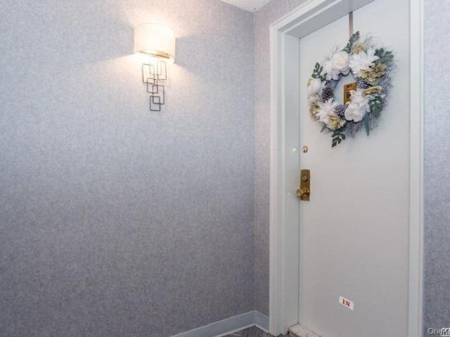 22 N Forest Avenue 1N