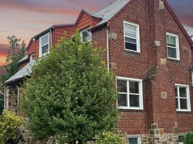 22 Nunnery Ln, Baltimore, MD 21228