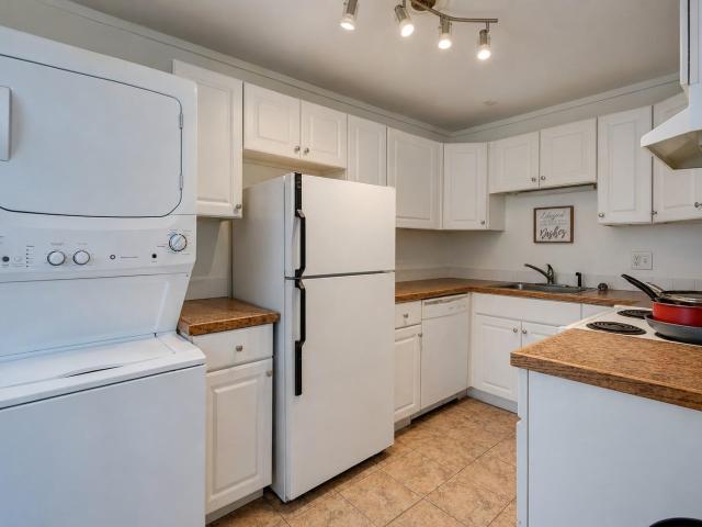 22 Oak Street # 2