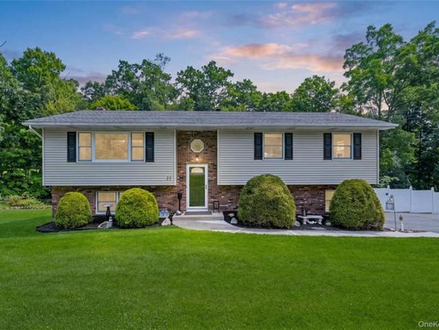 22 Old Ridge Rd, Warwick, NY 10990