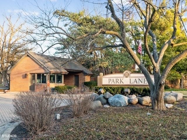 22 Park Ln, Unit 204, Park Ridge, IL 60068 | MLS #12620 | Compass