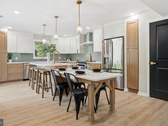 22 Peppermint Road
