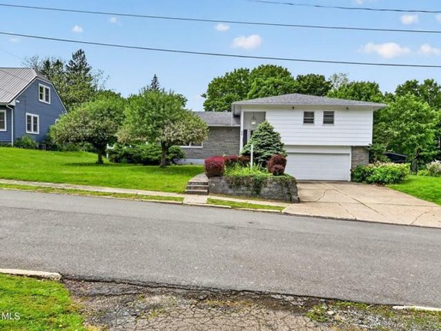 22 Phillips Ave, Canajoharie, NY 13317