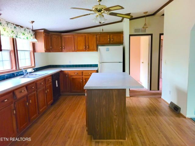22 Prestonwood Court