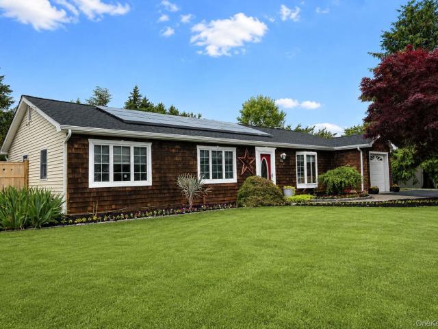 22 Puritan Avenue