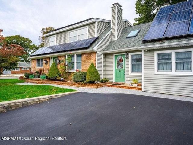 22 Queen Ann Rd, Brick, NJ 08723
