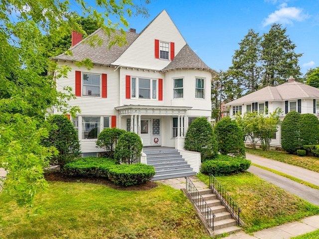 22 Quincy St, Methuen, MA 01844