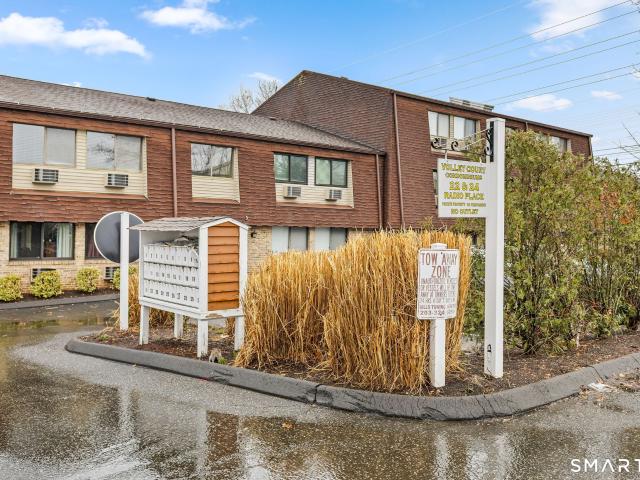 22 Radio Pl, Unit 8, Stamford, CT 06906 | MLS #24176