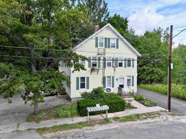 22 Railroad Avenue