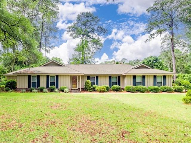 22 River Oaks Rd, Savannah, GA 31410