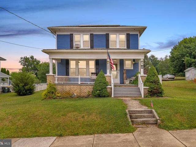 22 S Main St, Wrightsville, PA 17368