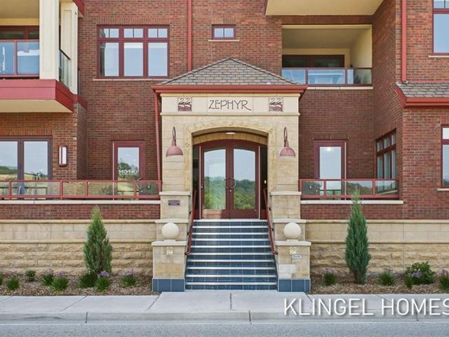 22 S Harbor Dr Unit 202, Grand Haven, MI 49417
