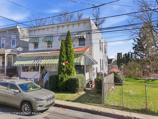 22 Schoolhouse Ln, Wilkes Barre, PA 18702