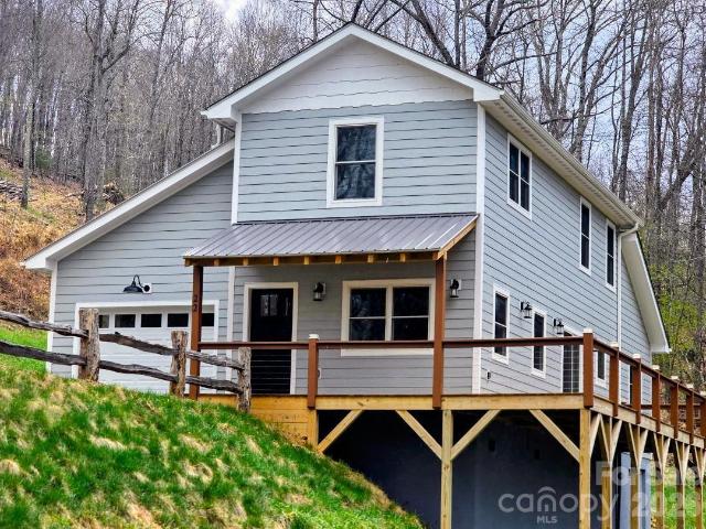 22 Salt Box Haven