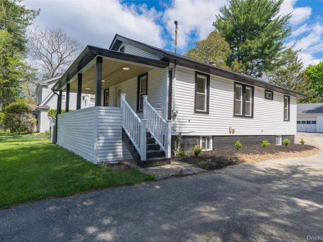 22 Seybolt Ave, Otisville, NY 10963