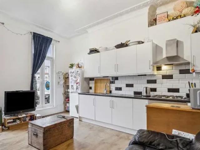 22 Shepherds Bush Road, London, W6 7LX, United Kingdom | 4 bed apartment for rent #137468133 | Rentberry